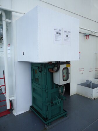 Marine Baler | Marine Garbage Compactor | Makabale Machinery