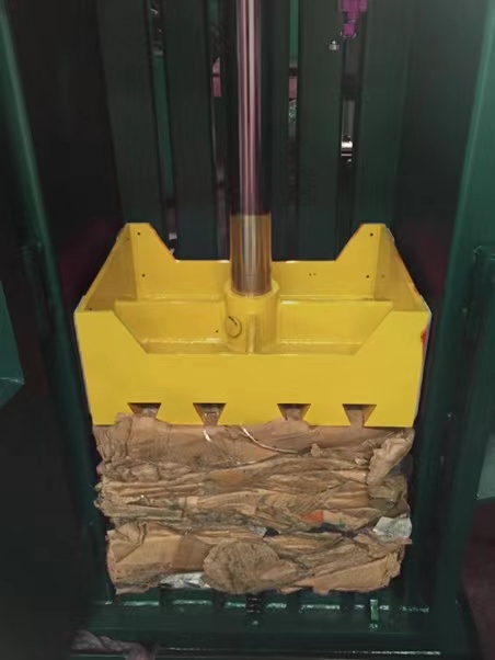 Mini Baler | Marine Garbage Compactor | Makabale Machinery